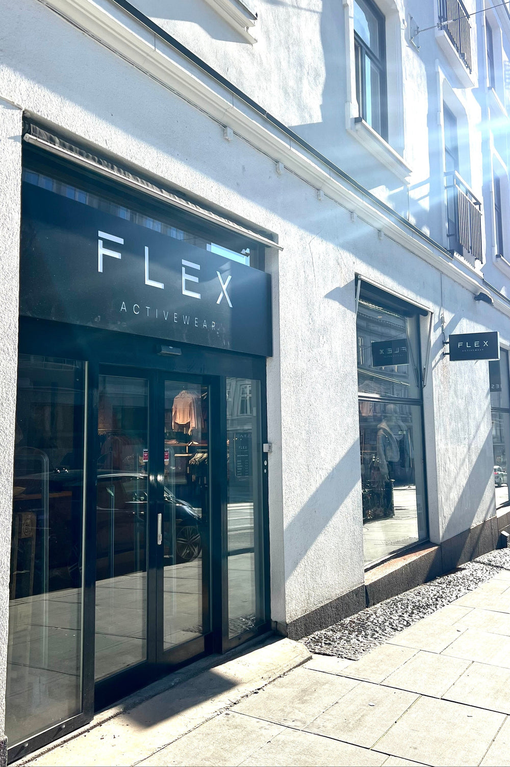 Ledige stillinger på nettbutikk eller en av våre fysiske butikker ...